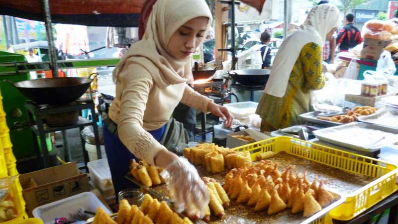 Peran penting Usaha Kecil dan Menengah (UKM) dalam perkembangan ekonomi ...