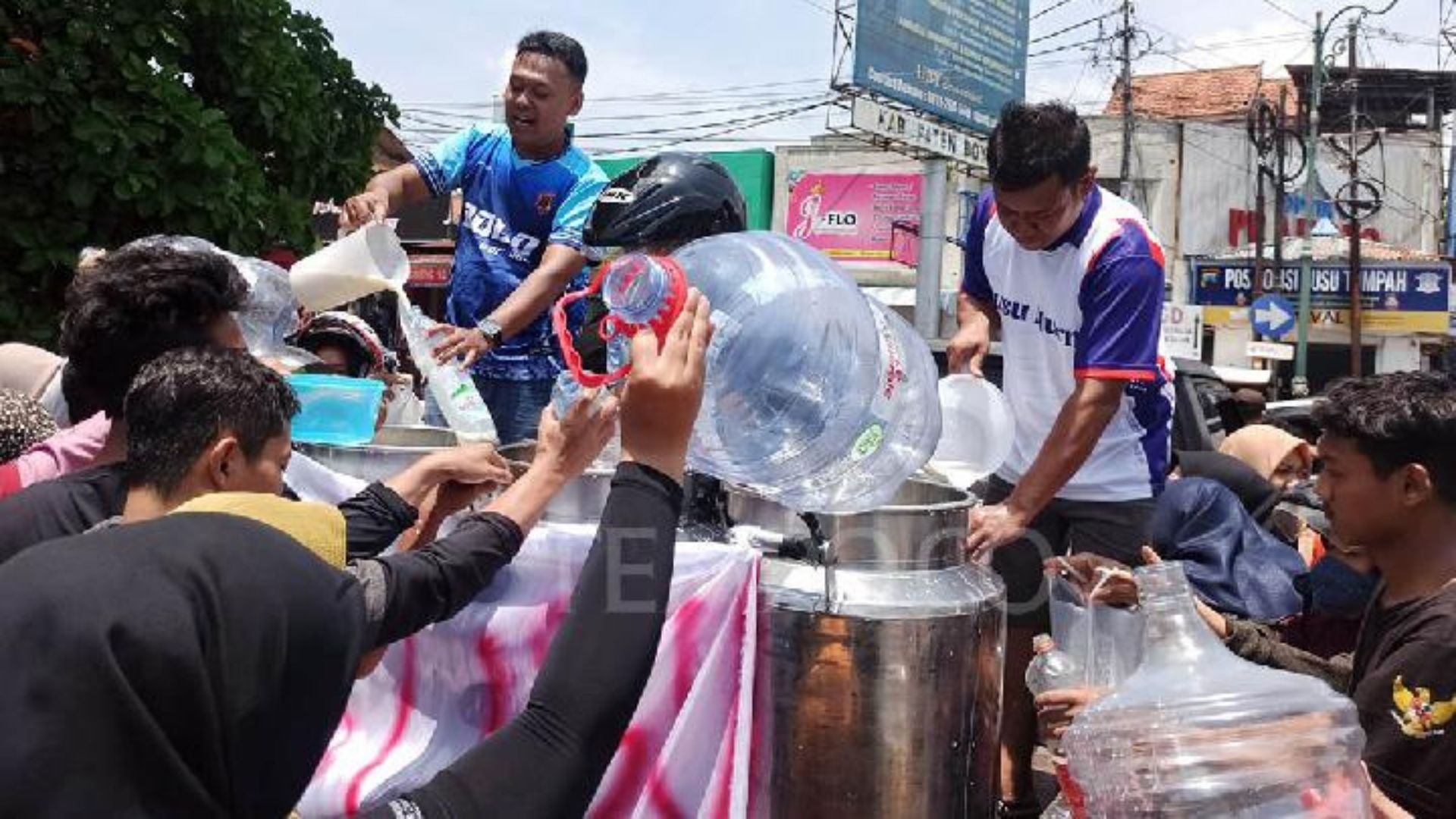 Industri Susu Abai Peternak Lokal, 200 Ton Susu Terbuang - GETI Media