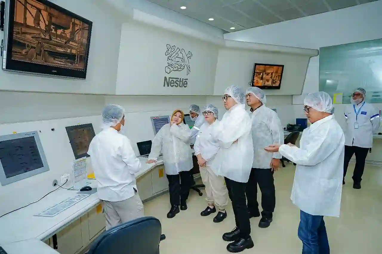 PT Nestle Gandeng Generasi Muda Melalui Factory Tour - GETI Media